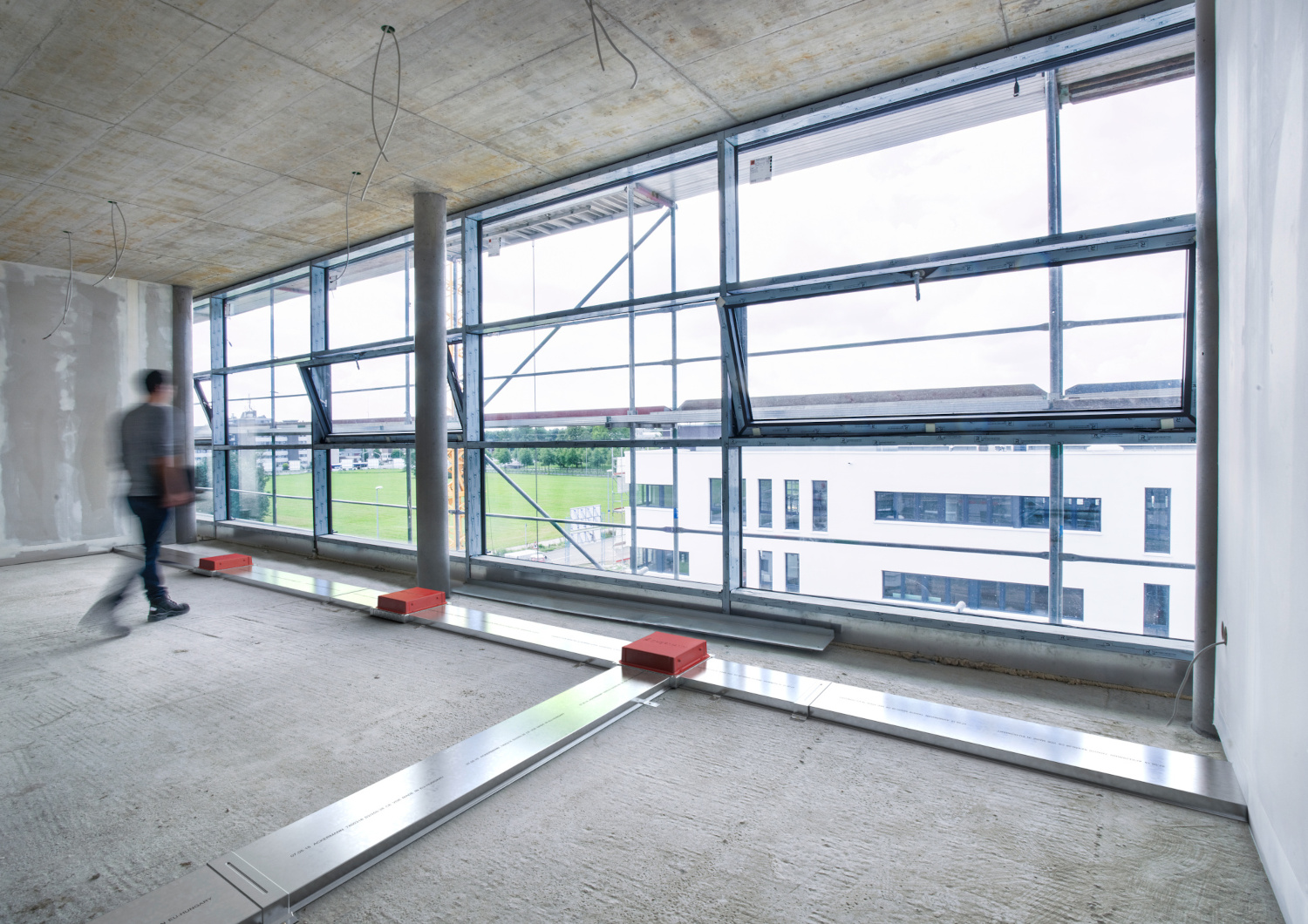 CORE Solutions Underfloor Power - CORE Solutions